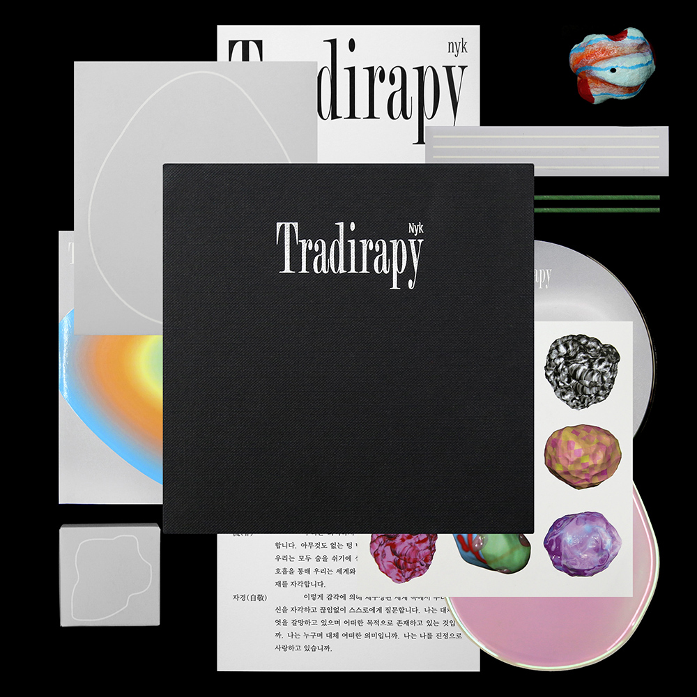 TRIANGLE-STUDIO | Nyk Tradirapy Album package