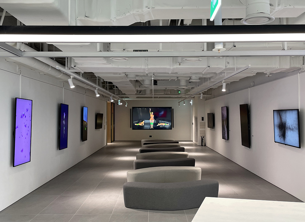 TRIANGLE-STUDIO | COMPUTING BEAUTY